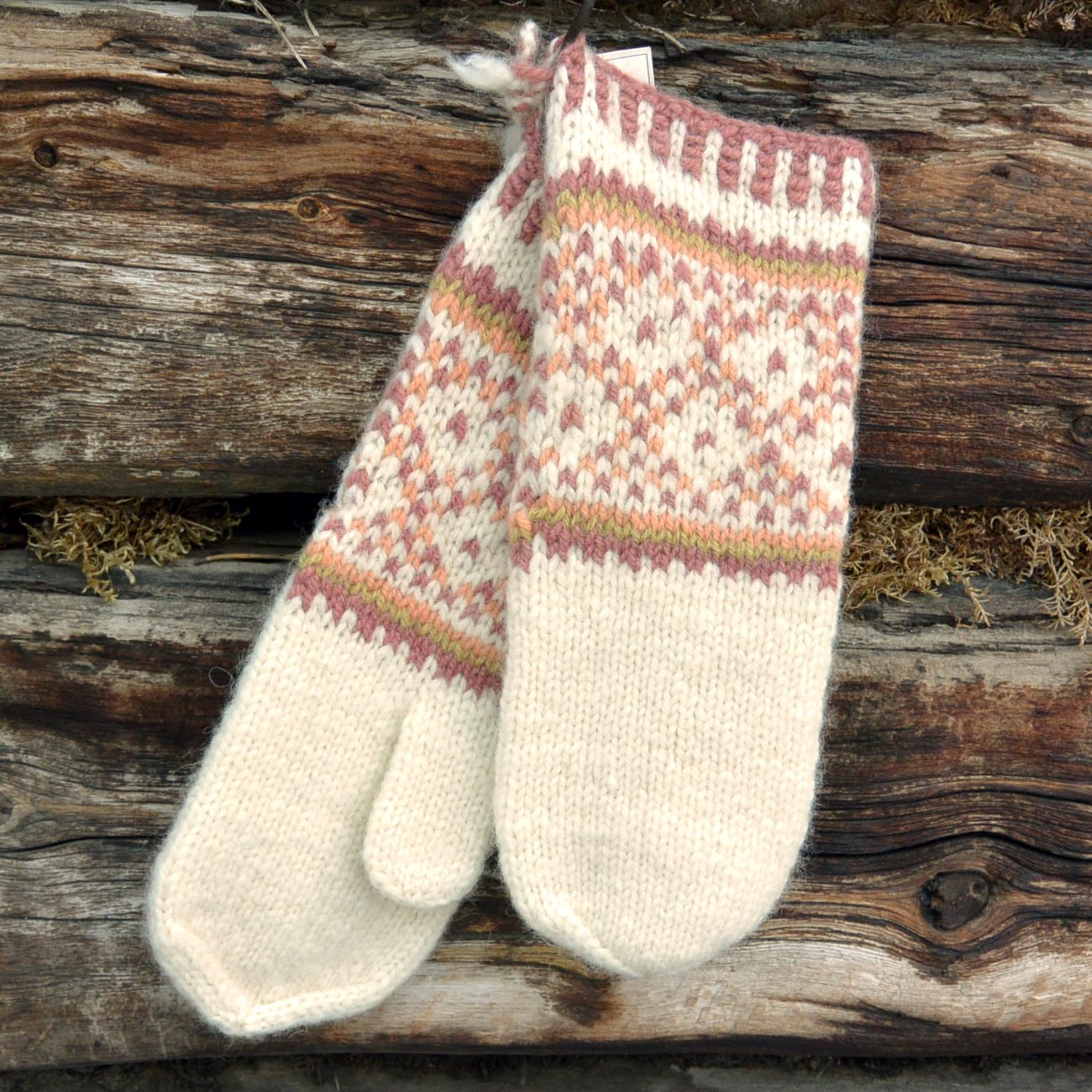 Satu Moshnikoff, aikuisten lapaset valkea – Siida